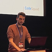 J-Fall talk Roy Straub staat online - CodeSquad